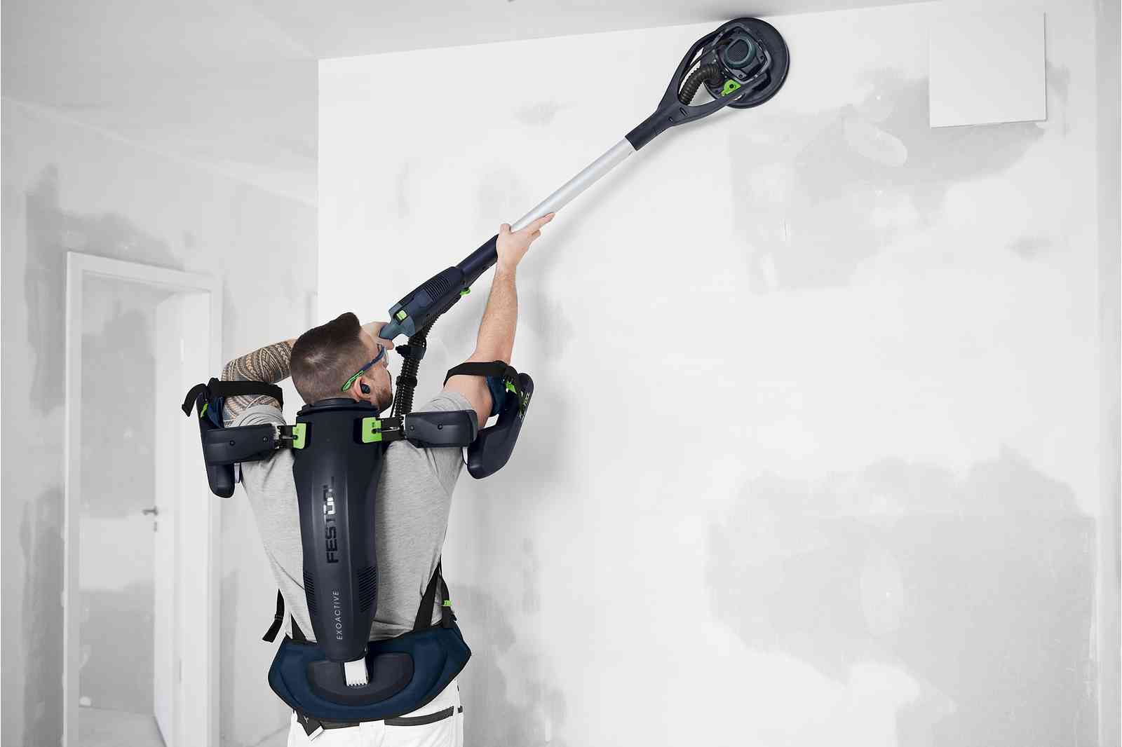 Le premier Exosquelette ExoActive de chez Festool – Coste Matériel